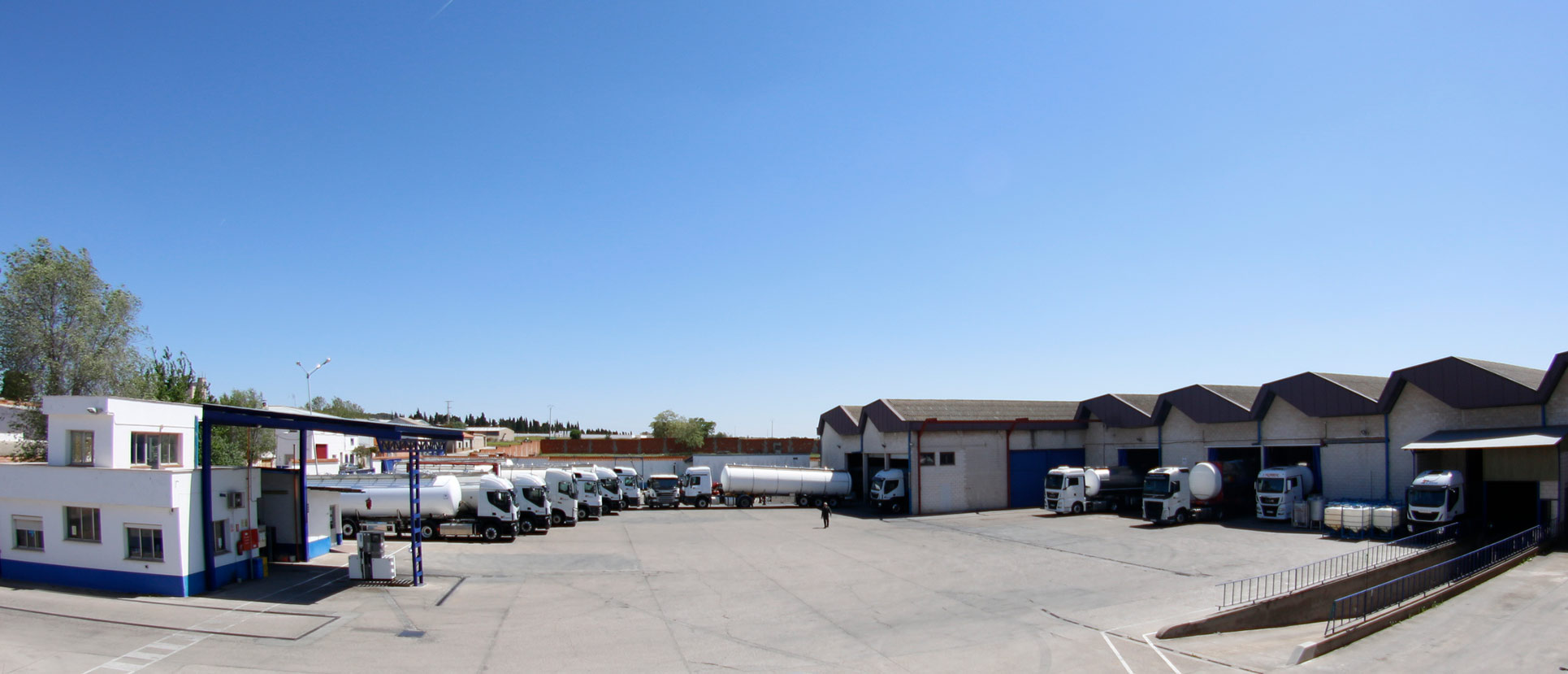 Transporte de líquidos y sólidos e Intermodal - Travesa, S.A.